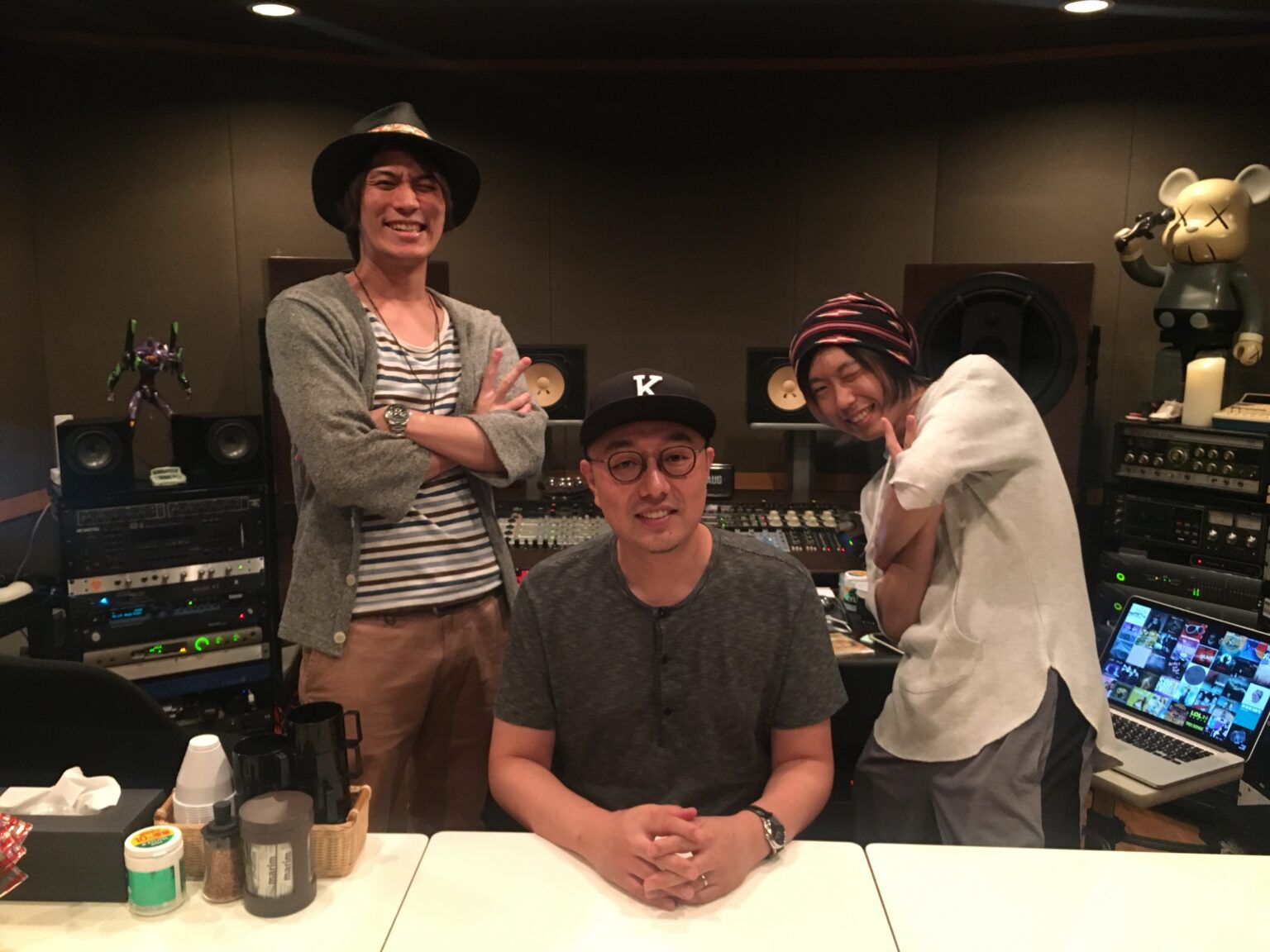 【Spotify最新】FAKE TYPE.の顔バレ・プロフィール！TikTokで話題の曲「FAKE LAND」とは？